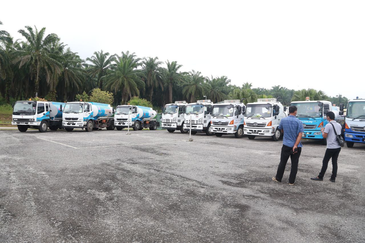 Majlis pelepasan pulang sukarelawan-sukarelawan lori-lori tangki air dari SATU, PAIP, LAP ...