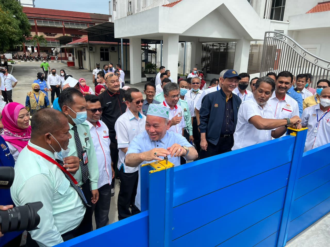 MAJLIS PENYERAHAN PROJEK TEBATAN BANJIR HOSPITAL RAJA PEREMPUAN ZAINAB ...